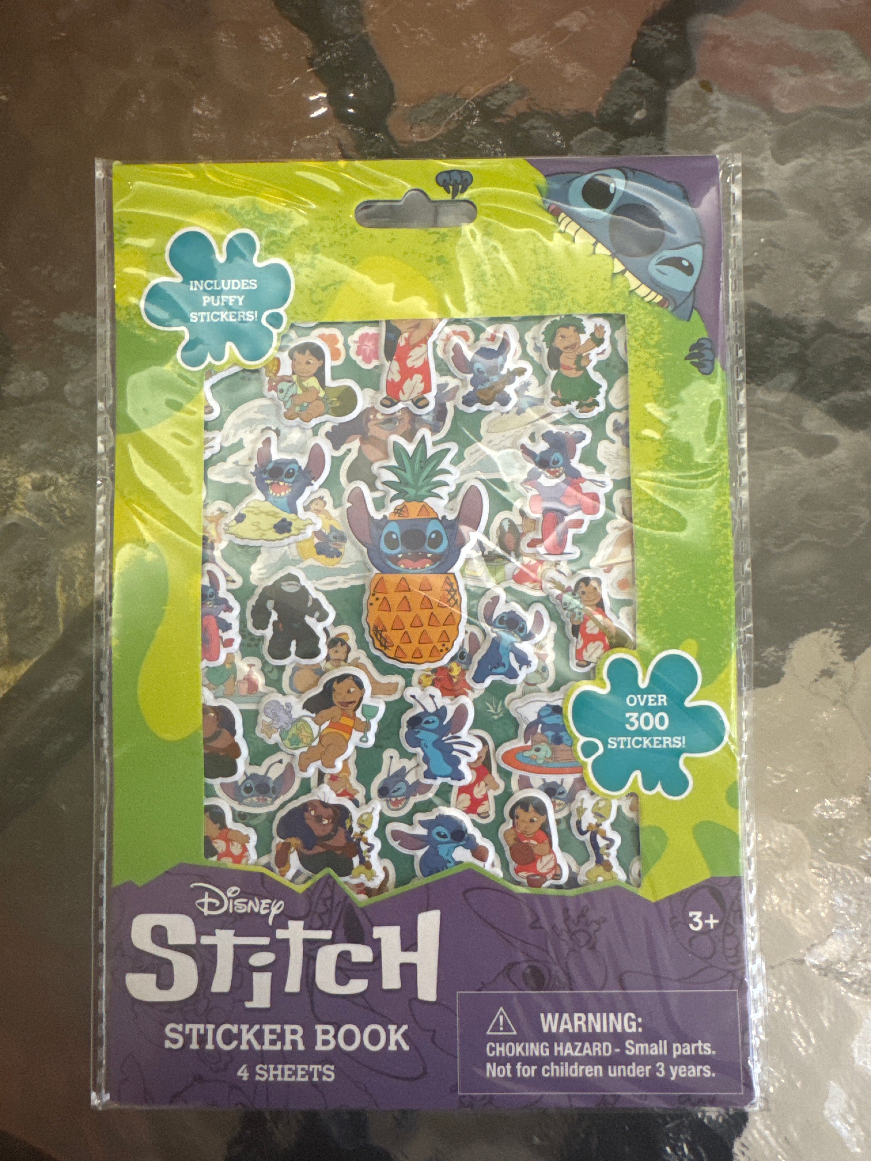 Stitch sticker book 4 feuilles – Confiserie et cie